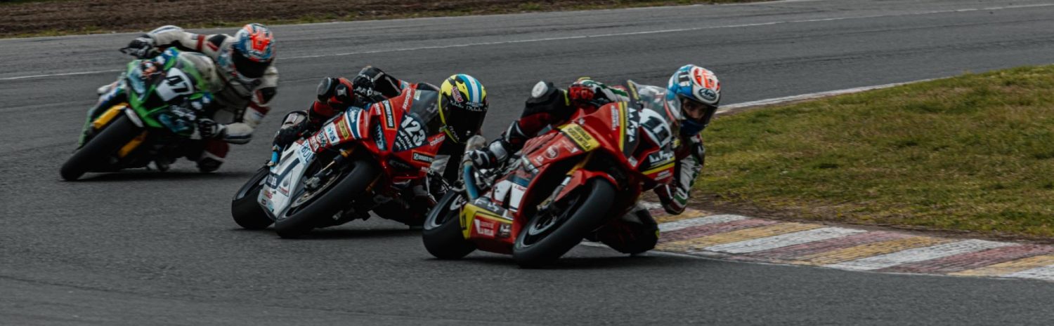 LOS HORARIOS PARA LA PRIMERA DEL SUPERBIKE EN EL CRISOL - En Boxes